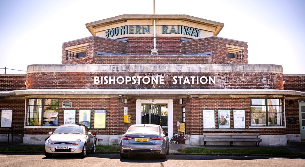 Restoring a listed Art Deco station - Transport Signs